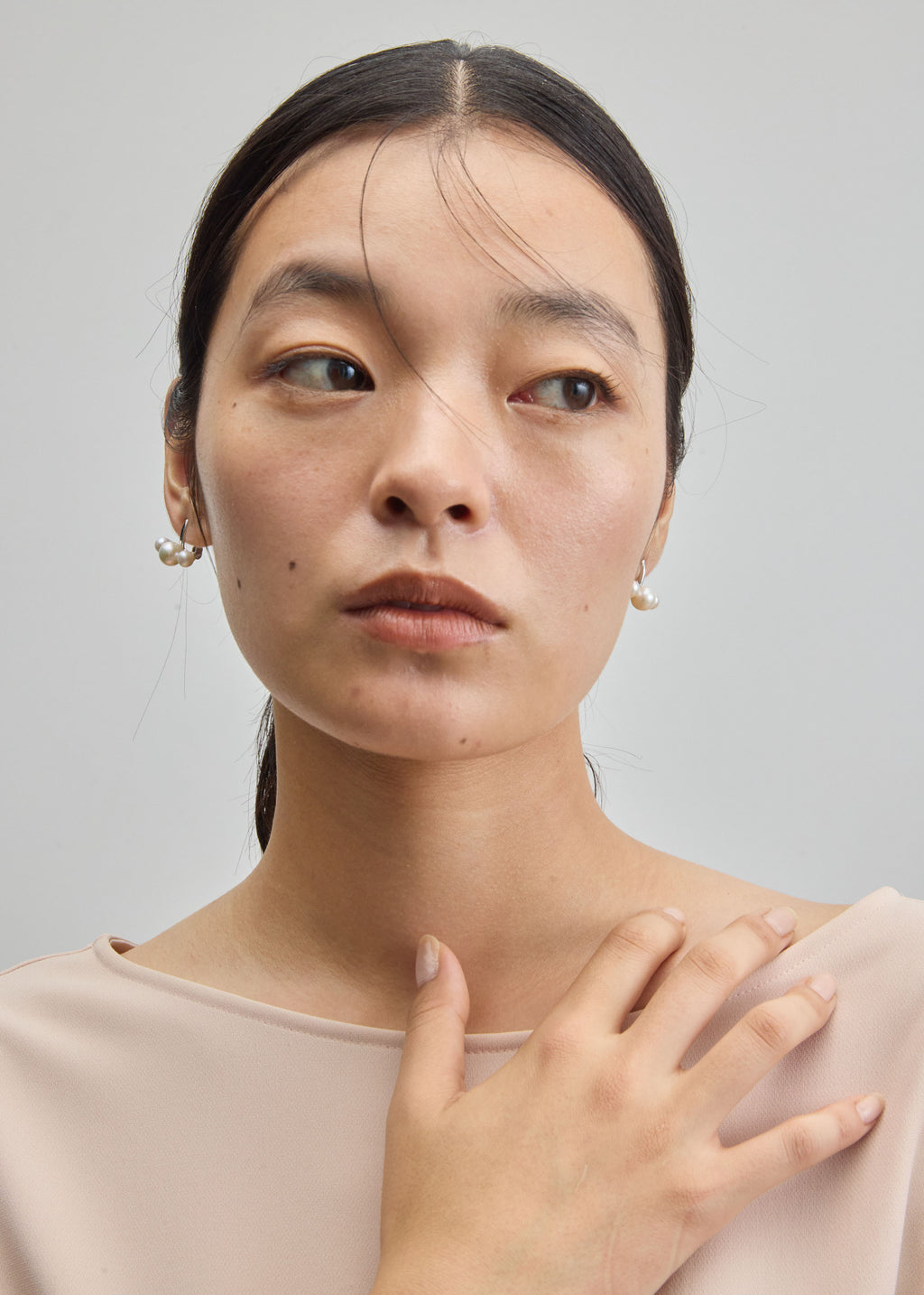 淡水パール3連イヤークリップ（ペア） - SOÉJU online store｜上質な大人の女性のためのアクセサリー